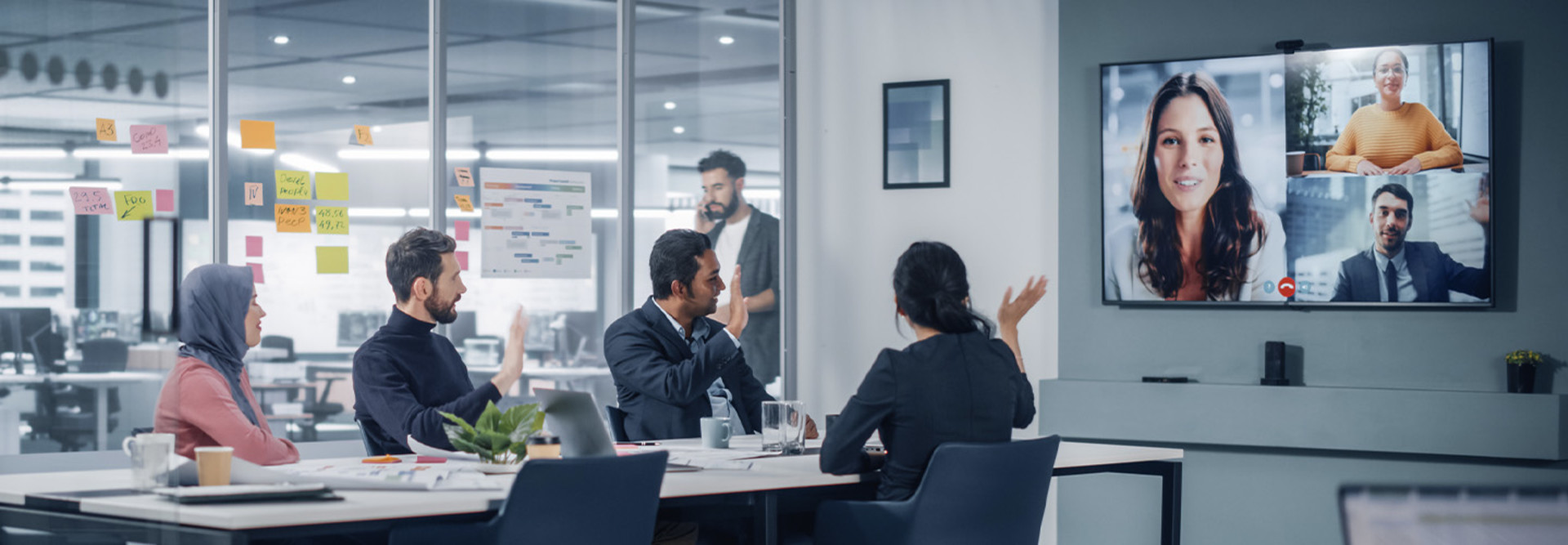 Hybrid Work Solutions Modernize Both Government Services and Workplaces ...